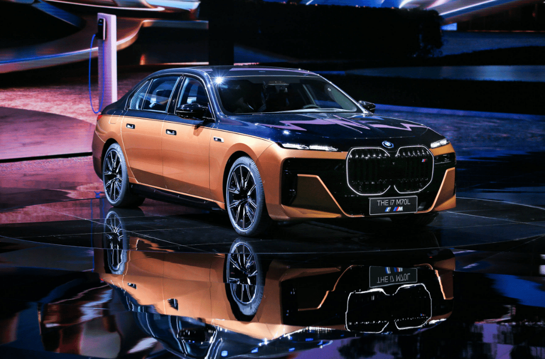 创新纯电动BMW i7 M70L上海全球首发_搜狐汽车_搜狐网