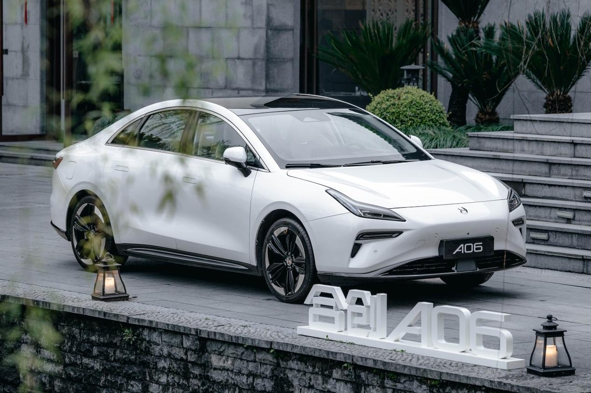 两台同级纯电轿跑，深蓝SL03与合创A06该如何选？_搜狐汽车_搜狐网