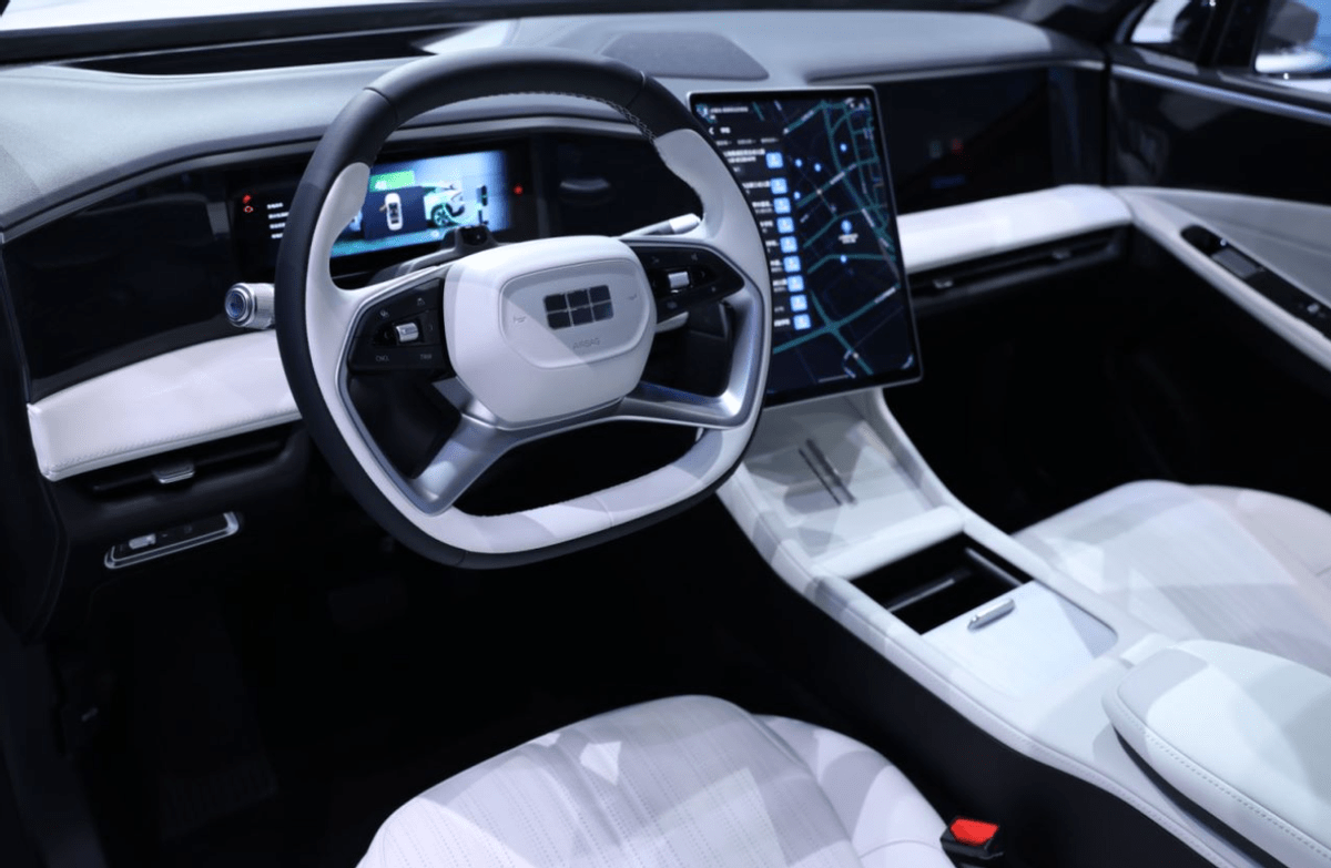 即将亮相上海车展，银河L7相比宋plus dmi有何优势？_搜狐汽车_搜狐网