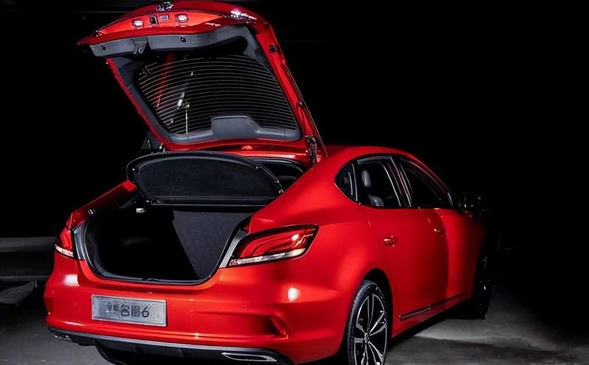 卸掉“杀马妆”的名爵MG6来了：2023款采用经典设计_搜狐汽车_搜狐网