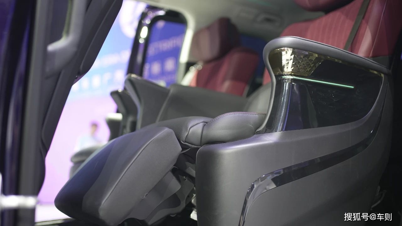 国内首款2.0T插混的MPV，2挡DHT续航超1000公里，广汽传祺E9预售_搜狐汽车_搜狐网