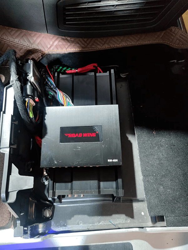 奔驰V260升级法国路翼汽车音响满足车主对音效的极致追求_搜狐汽车_搜狐网