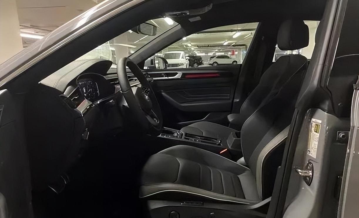 最后的挣扎？2024款“大众CC”闪亮登场，升级3.0T+四驱！_搜狐汽车_搜狐网