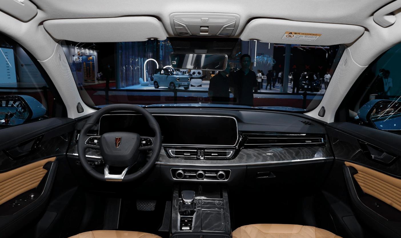 252马力配爱信8AT，红旗HS5整容后霸气多了，正宗平民豪车_搜狐汽车_搜狐网