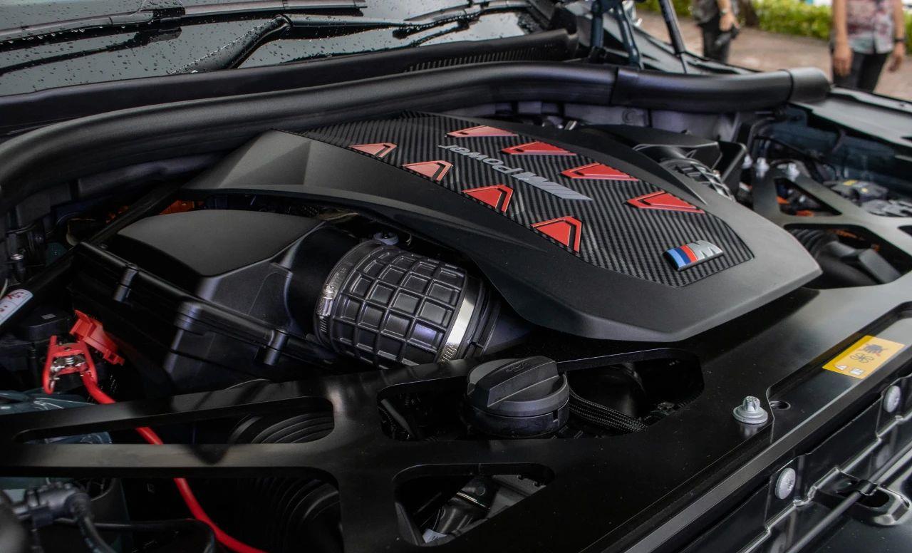 与中国比较贵多了！最强大的BMW量产车，宝马XM登陆新加坡市场_搜狐汽车_搜狐网