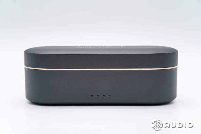 AnkerWork M650无线麦克风拆解，支持三种降噪模式，±15dB增益调节_充电_设计_发射器