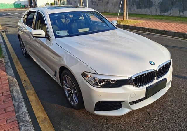 42万提了辆“丐版”宝马525Li，开了2个月后，车主说出了真心话！_搜狐汽车_搜狐网