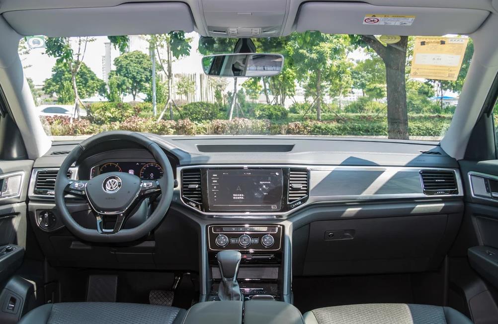 别总盯着汉兰达，德系大7座豪华SUV，2.5T＋7DCT，车长超过5米_搜狐汽车_搜狐网