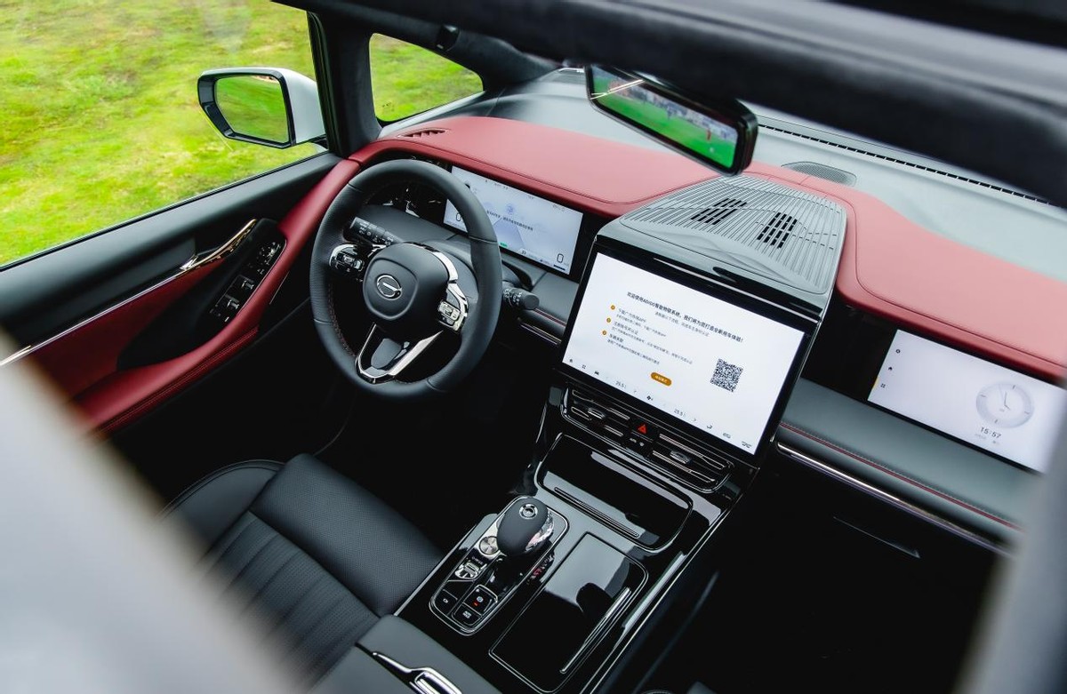 中国智电MPV新旗舰 传祺E9石家庄预售33万起_搜狐汽车_搜狐网