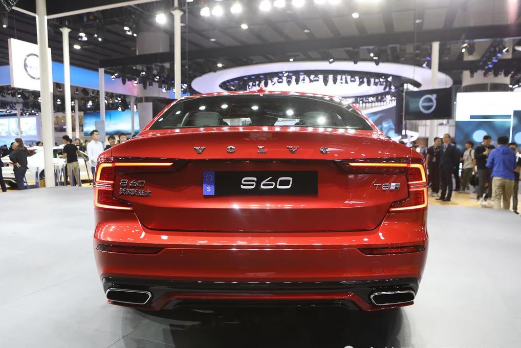 奥迪这回彻底认怂！A4L瞧了独自抹泪，不足24万奥迪哭成泪人_搜狐汽车_搜狐网