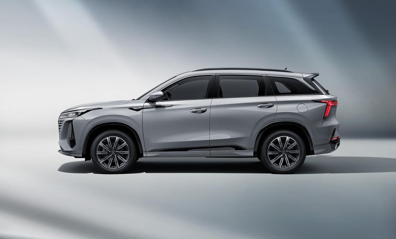 第三代CS75 PLUS上市 继承75系列精神历史 再创中国品牌SUV新辉煌_搜狐汽车_搜狐网