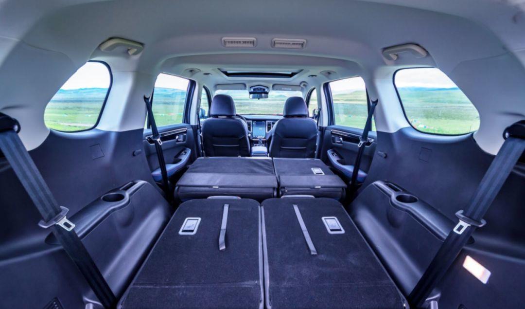 造型看着比坦克300还硬气，仅售7万多，中型SUV价格屠夫，名字更霸气_搜狐汽车_搜狐网