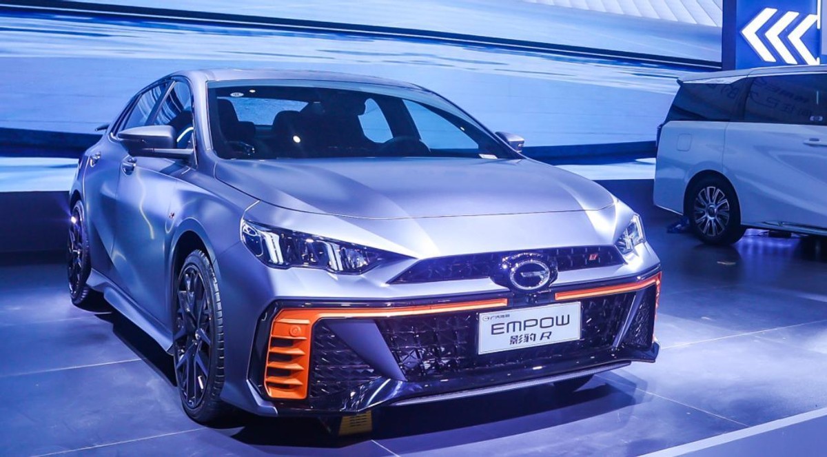 2.0T！265马力！零百5.7s追平Type-R，不到14万拿下影豹R_搜狐汽车_搜狐网