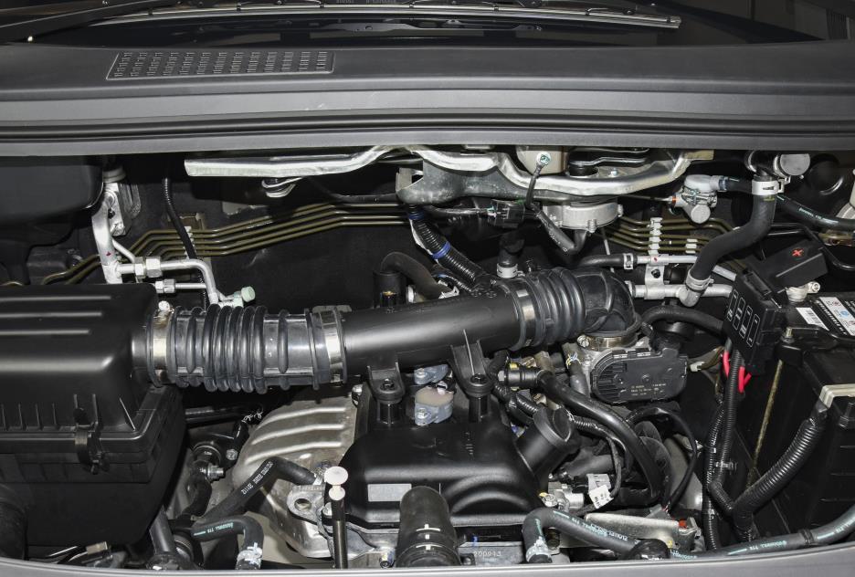 这才是接地气的中型MPV，长5135，比五菱宏光马力大还省油，6.69W_搜狐汽车_搜狐网