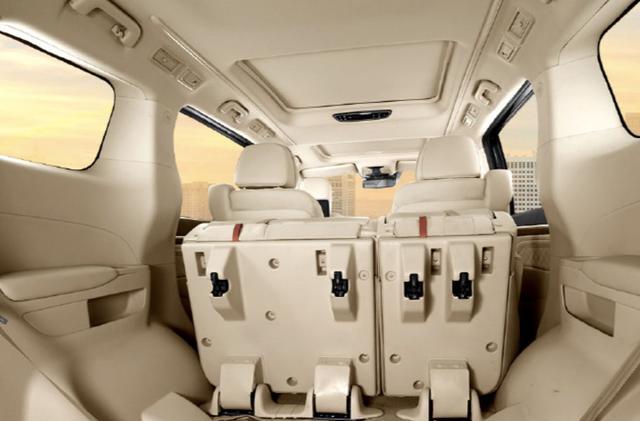 MPV中的精品，入门就有252PS带8AT，配双侧电滑门，一身精品隔音_搜狐汽车_搜狐网