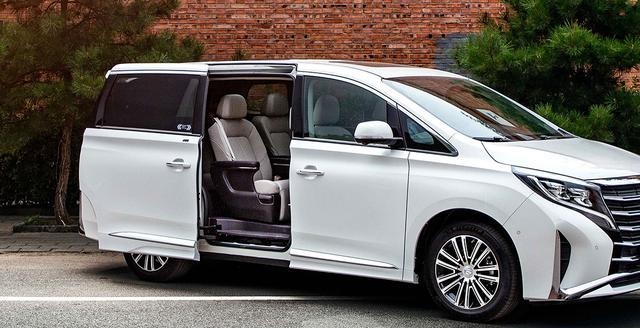 MPV中的精品，入门就有252PS带8AT，配双侧电滑门，一身精品隔音_搜狐汽车_搜狐网