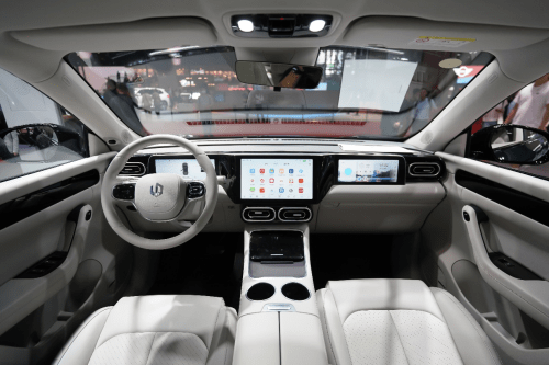 零跑C11增程 285智享版和深蓝s7智能座舱较量_搜狐汽车_搜狐网