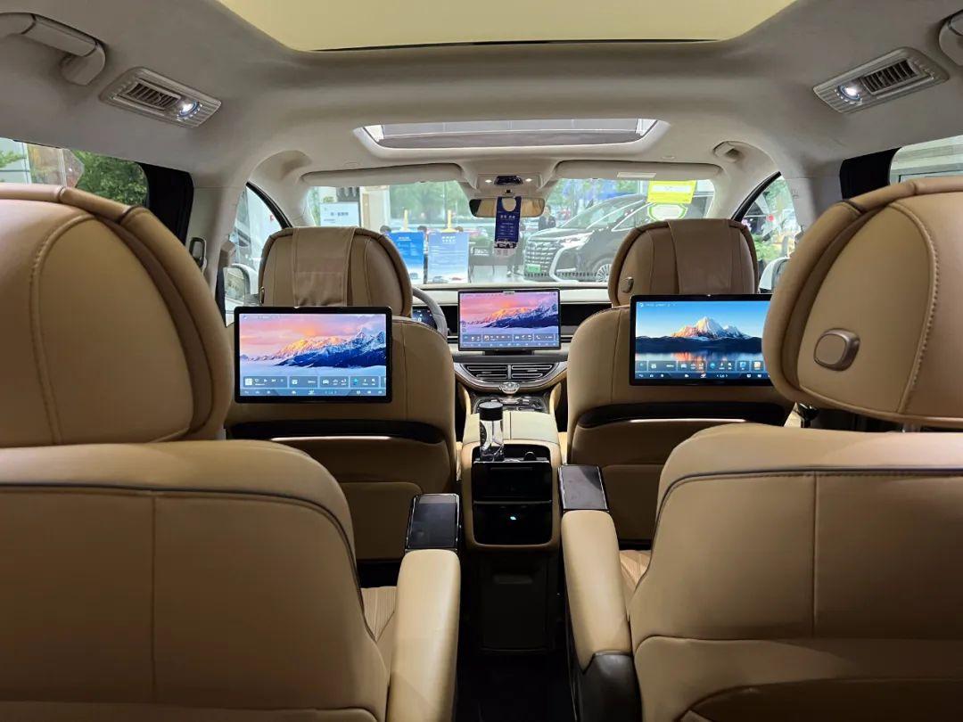 探店丨腾势D9&传祺M8：国产混动MPV该怎么选？_搜狐汽车_搜狐网