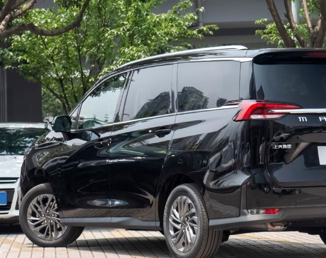 上汽大通G50来了，比宋MAX更好看，搭1.5T四缸引擎，8.68万起_搜狐汽车_搜狐网