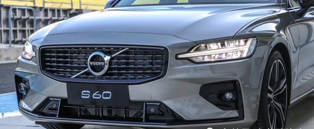 “不低调”的沃尔沃S60，250匹马力＋8AT，还有水晶档把和19寸轮毂_搜狐汽车_搜狐网