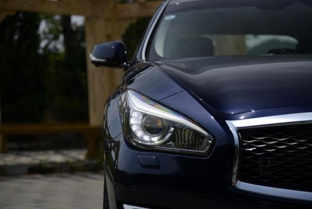 优雅的绅士 试驾英菲尼迪Q70L 进口＋V6发动机为何卖不动_搜狐汽车_搜狐网