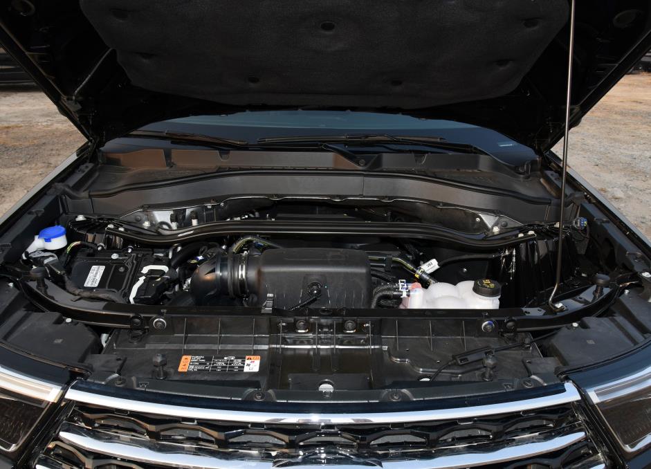 比途昂硬派的SUV，入门就是276马力，配10AT＋四驱，吃粗粮就能养_搜狐汽车_搜狐网