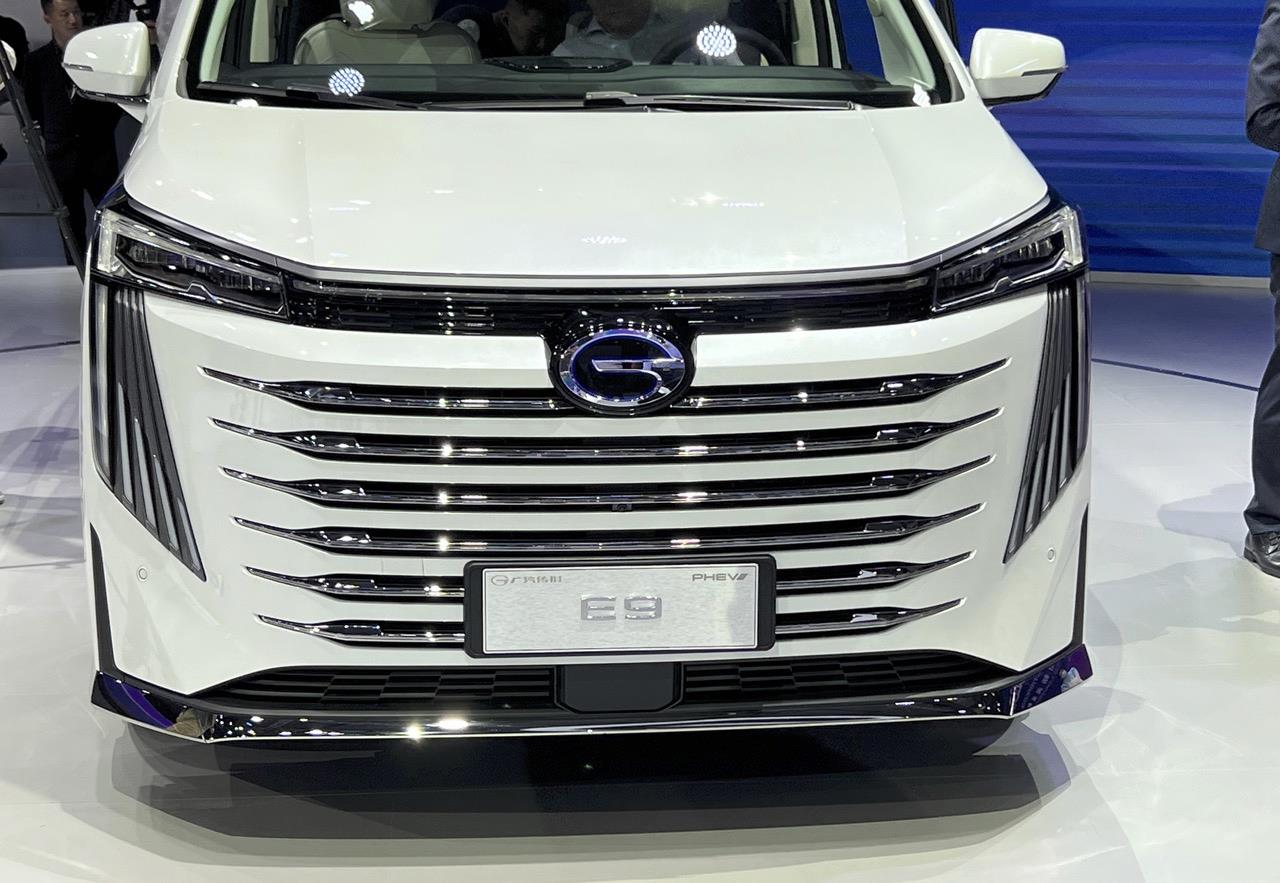 传祺首款插混MPV，油耗低至6L左右！你还看腾势D9？_搜狐汽车_搜狐网