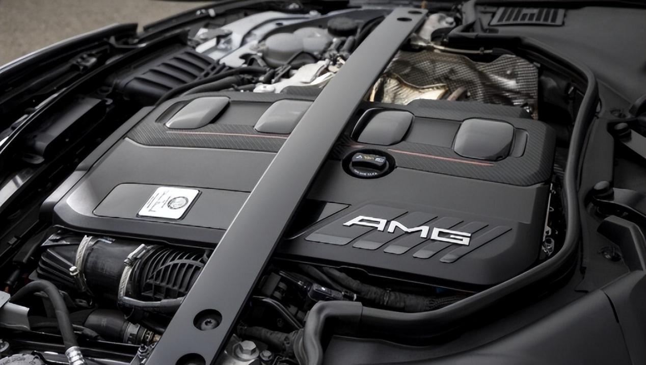 全新奔驰AMG C63，电子涡轮2.0T四缸发动机，扭矩1020 Nm_搜狐汽车_搜狐网
