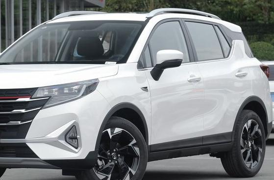 年轻人买车怎么选？这台SUV标配1.5T油耗低至5.9L，降至不足7万_搜狐汽车_搜狐网