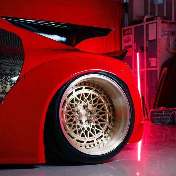 #魔鬼姿态#奥迪R8改装AIRBFT空气悬挂案例_搜狐汽车_搜狐网