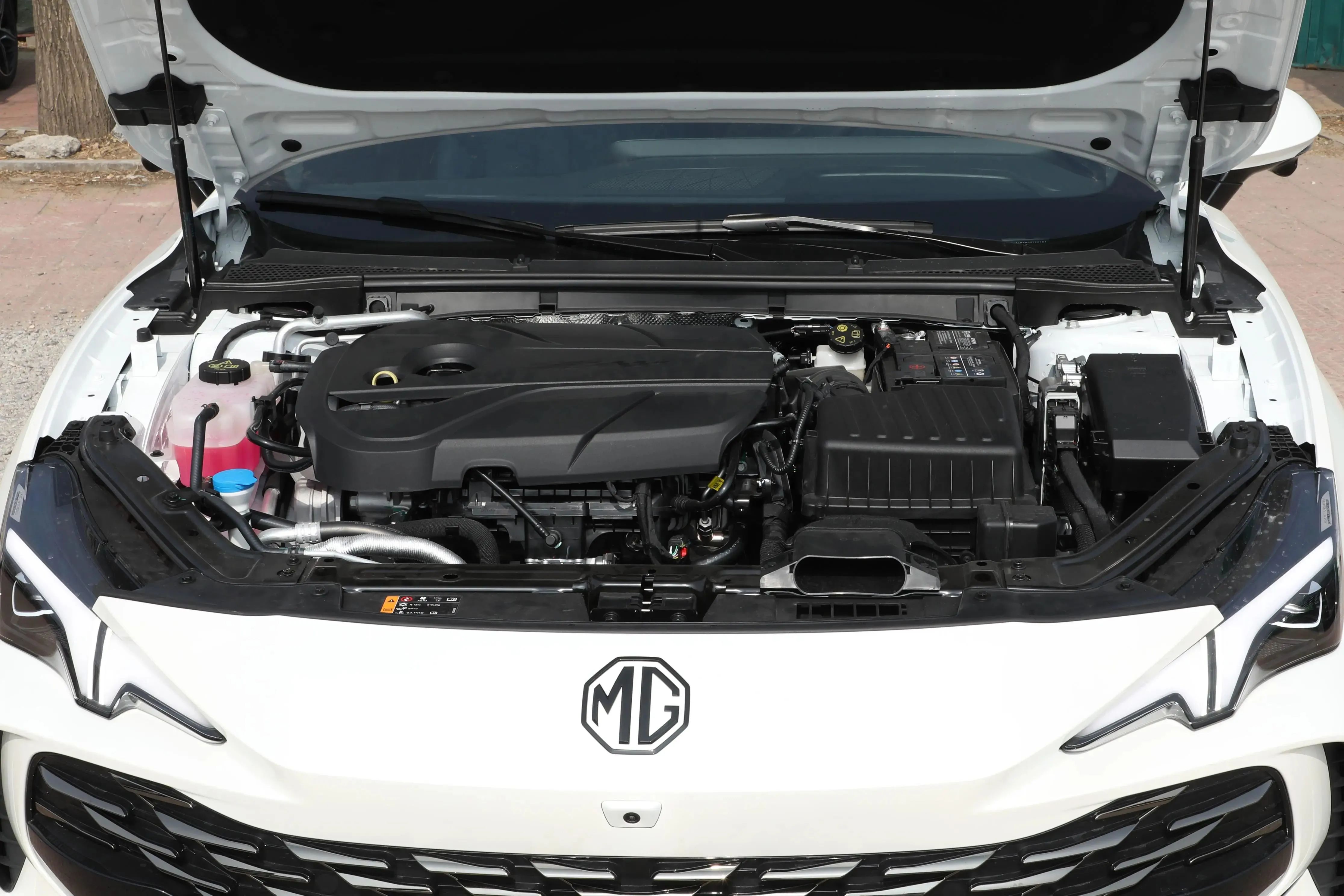 指导价同为16.98万元，是选顶配版名爵MG7还是低配版本田雅阁？_搜狐汽车_搜狐网