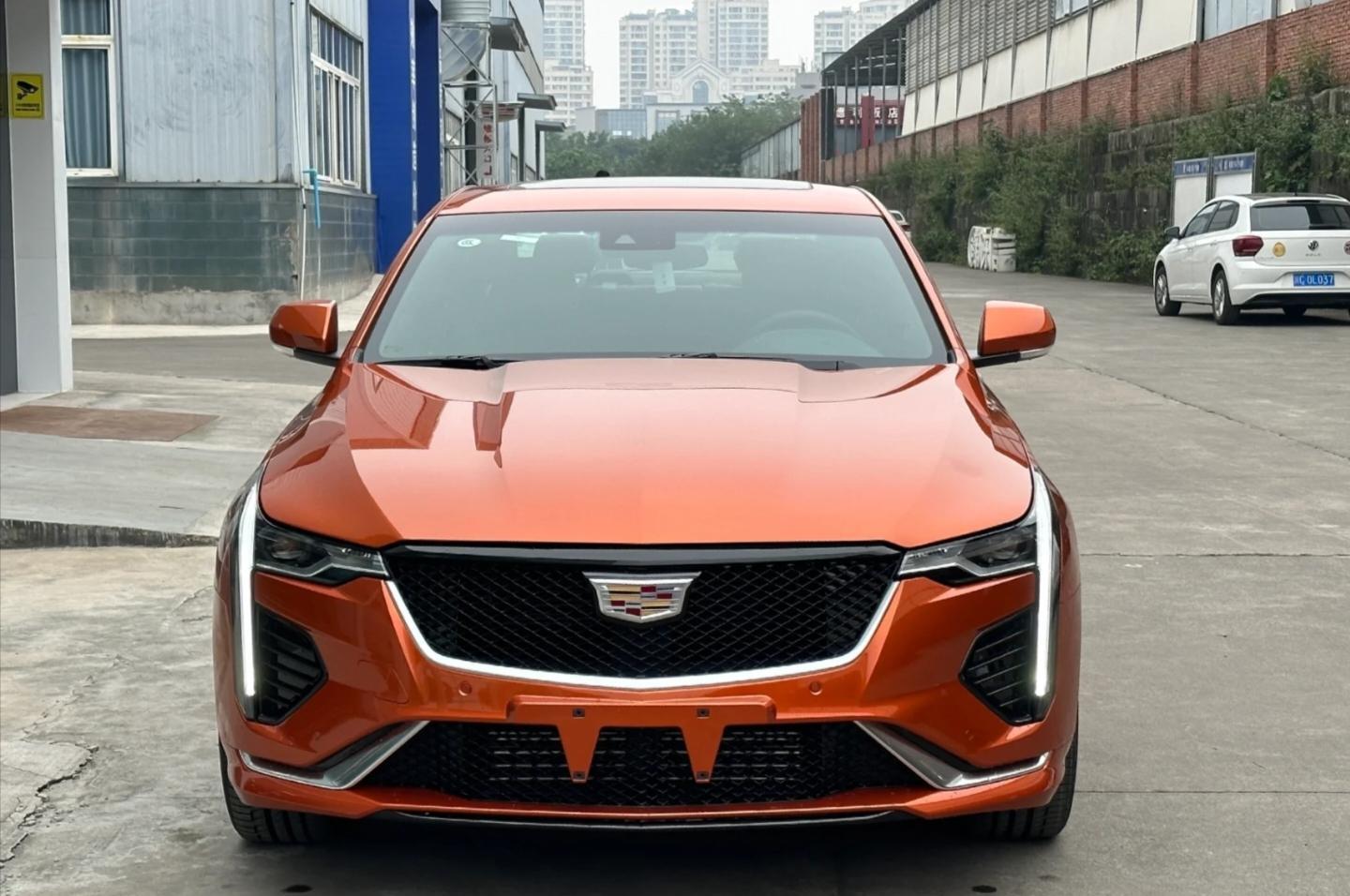 新款凯迪拉克CT4实车曝光，纵置1.5T＋8AT，新增勒芒橙配色_搜狐汽车_搜狐网