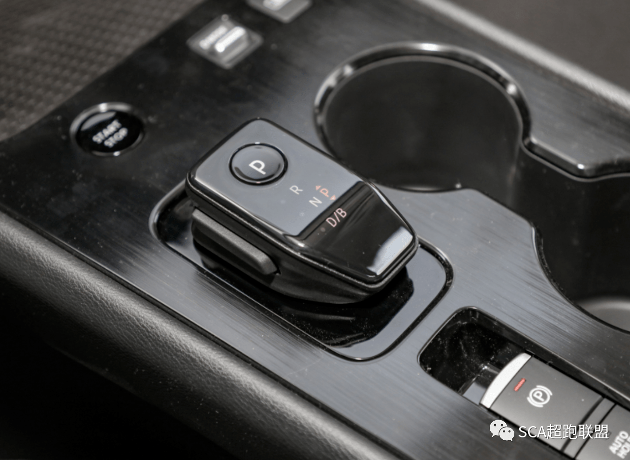 日系“省油王”，轴距2712mm，配沙发座椅+ePower系统，油耗4.1L_搜狐汽车_搜狐网