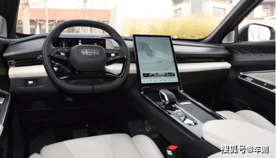 博越COOL福州上市，标配8155和2K大屏，售10.28万起_搜狐汽车_搜狐网