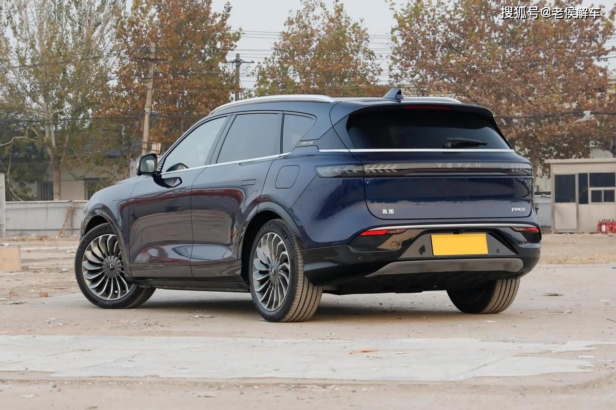 “大五座”SUV的对决！岚图FREE对比蔚来ES7，谁更值得入手？_搜狐汽车_搜狐网
