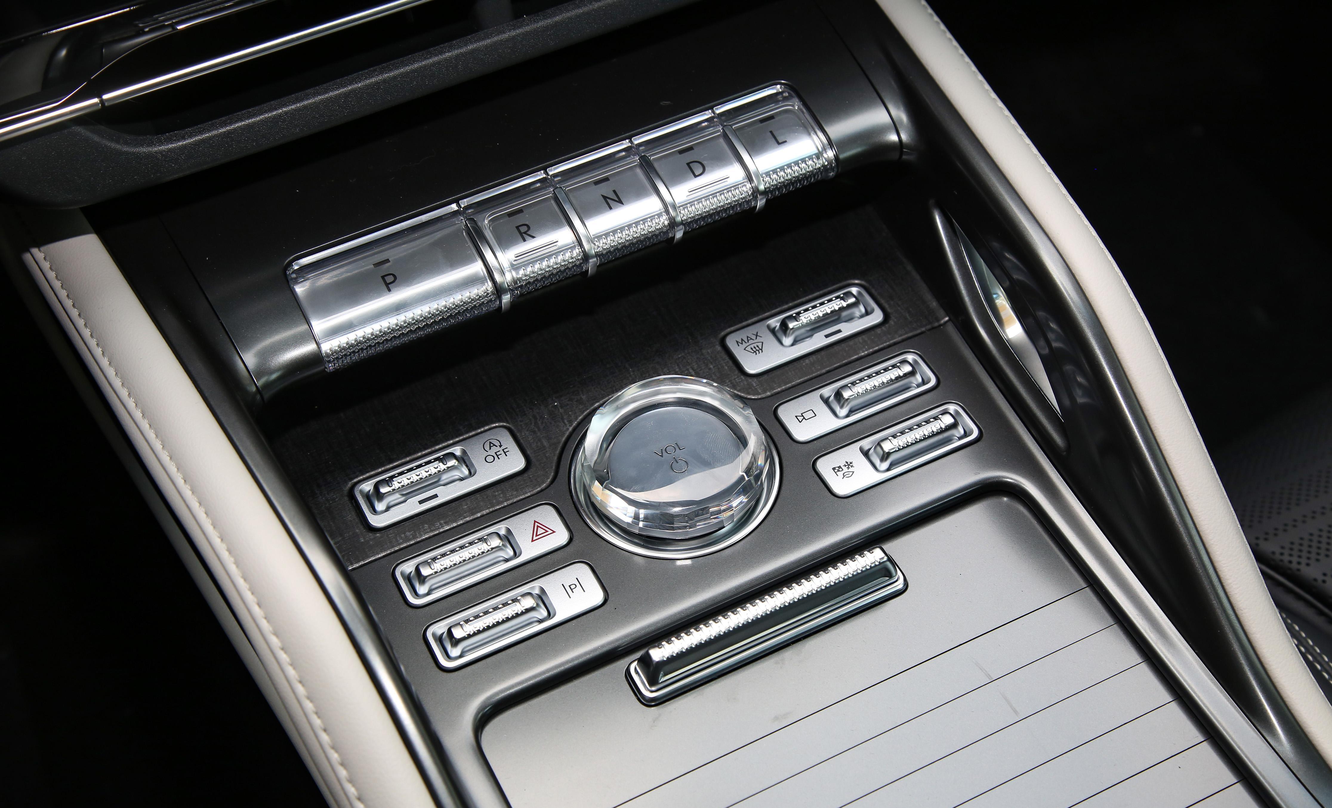 配2.7T+8AT，V6发动机加92，豪华大5座，来看林肯航海家_搜狐汽车_搜狐网