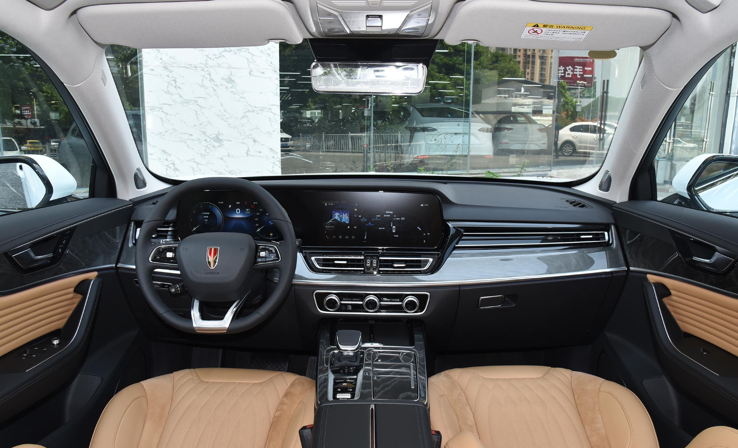 途观L不香了，全系2.0T+6AT，造型帅气又好开，实拍红旗HS5_搜狐汽车_搜狐网