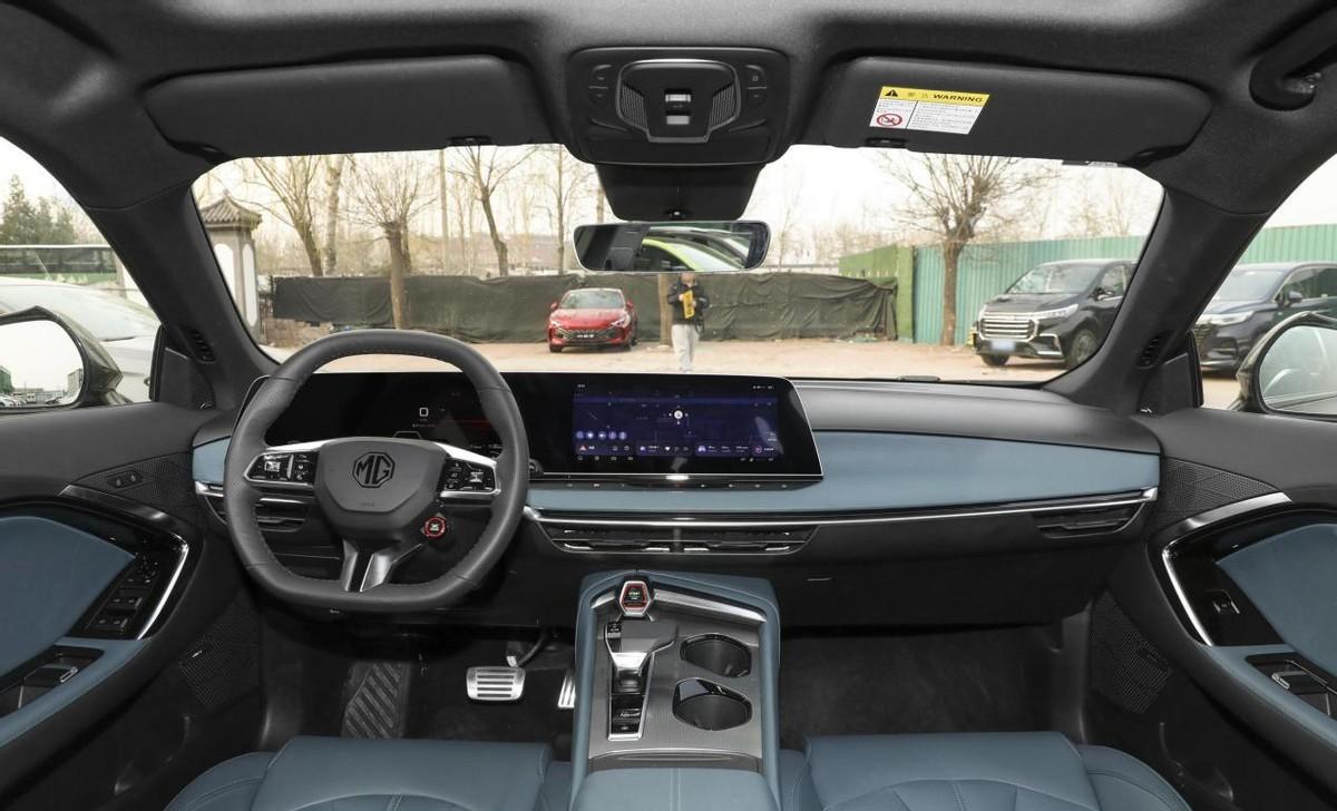 上汽发力了，名爵11.98万就能入手，配2.0T+9AT，诚意十足_搜狐汽车_搜狐网