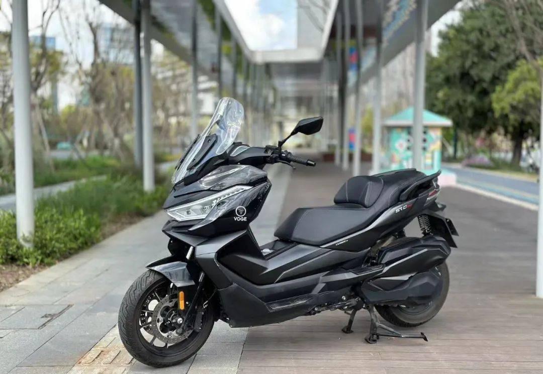 盘点10台大油箱长续航300CC踏板摩托车，本田雅马哈XMAX优势明显_搜狐汽车_搜狐网