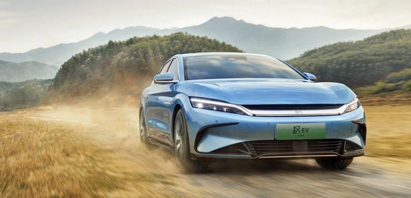 20万级中型纯电轿车，深蓝SL03 EV和汉EV，怎么选？_搜狐汽车_搜狐网