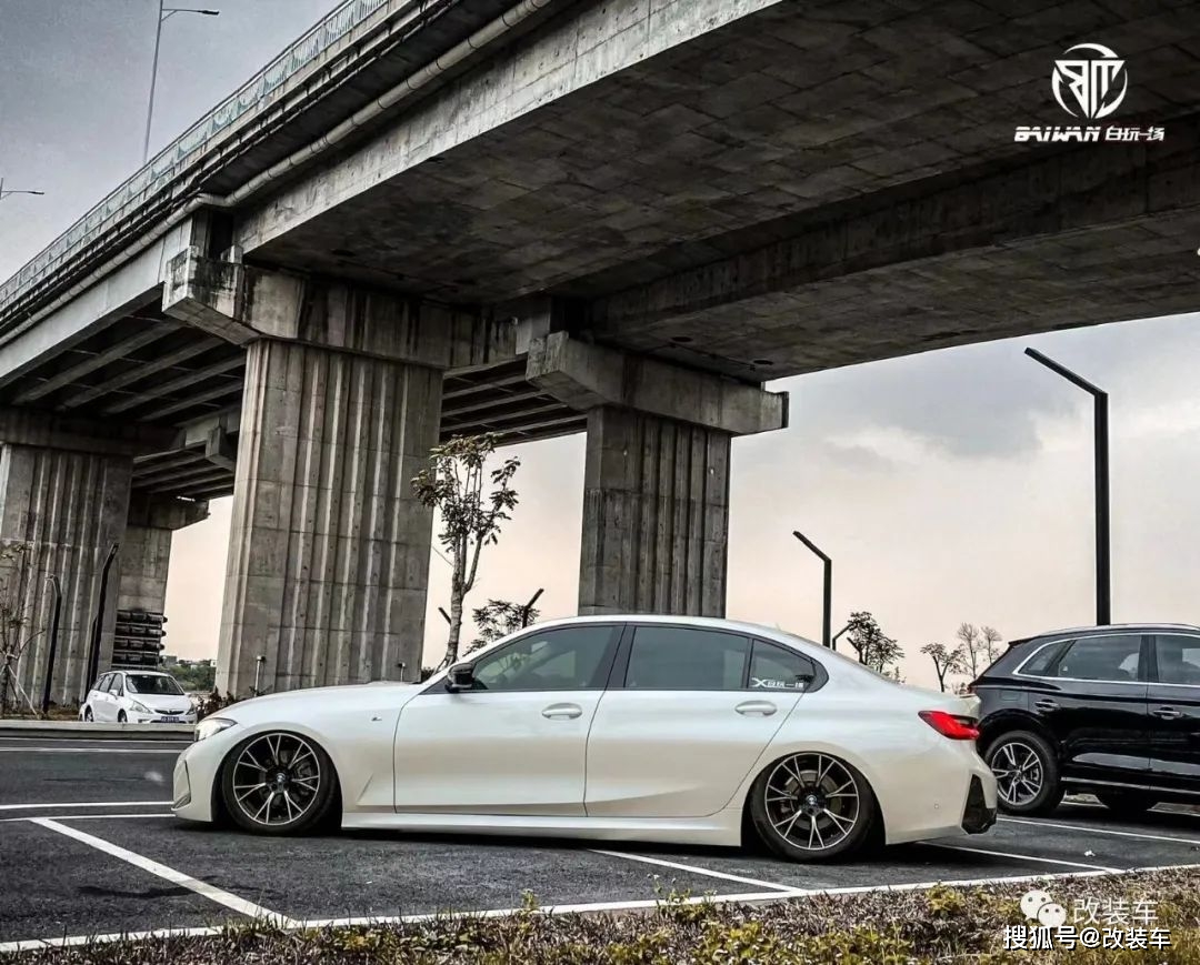 素雅姿态风的宝马325Li，优雅的姿态无需过多修饰_搜狐汽车_搜狐网