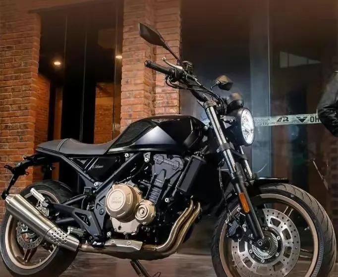 降维打击？高金GK400上市，售价25980元_搜狐汽车_搜狐网