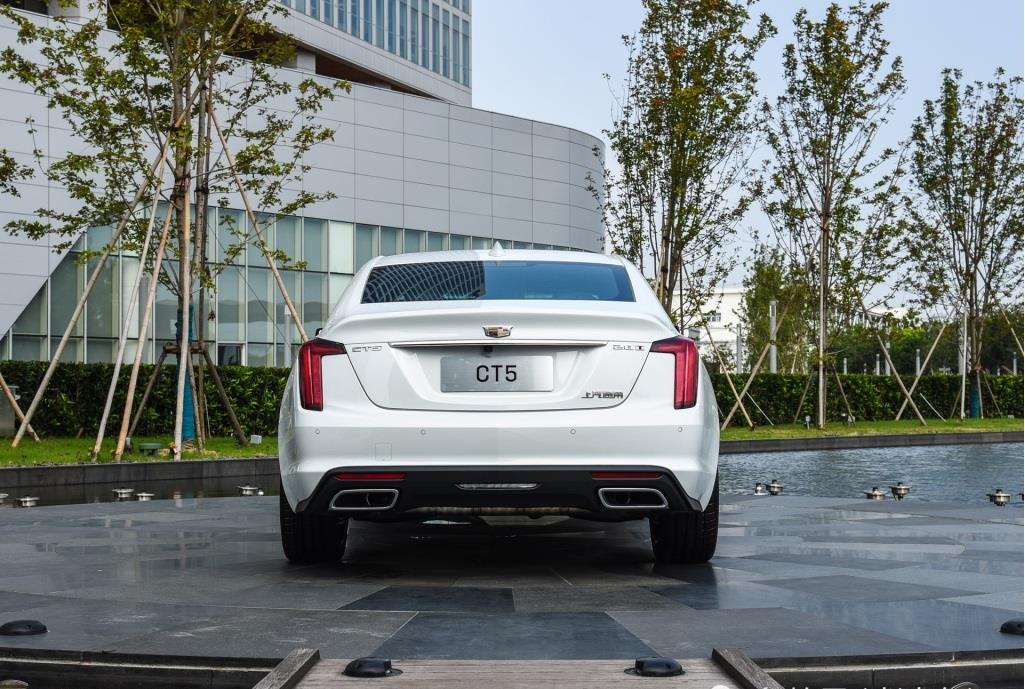 凯迪拉克CT5正式上市，售价27.97-33.97万，性价比很高_搜狐汽车_搜狐网