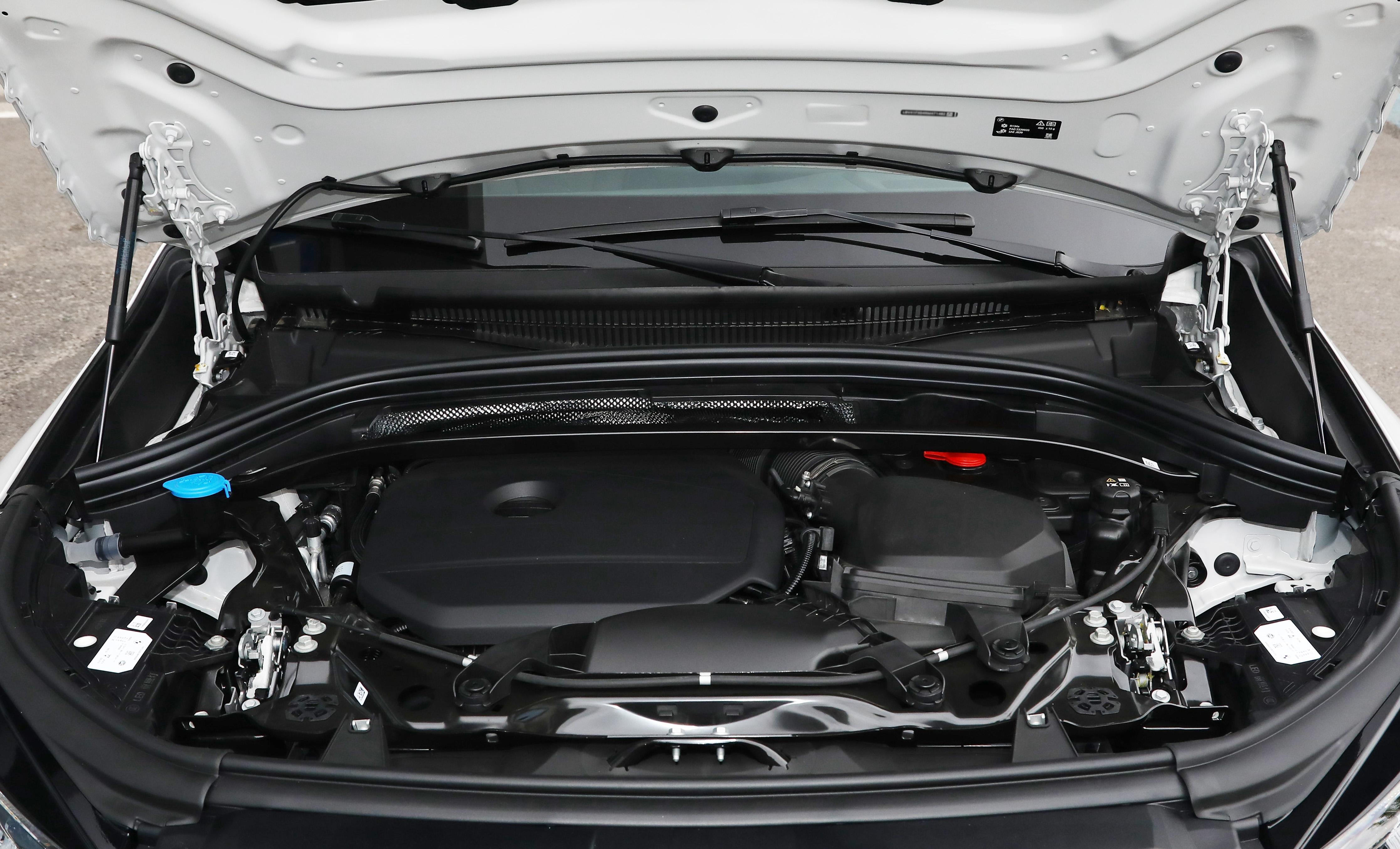 2023款宝马X1真硬气，配2.0T动力，尺寸增大一圈，奥迪Q3压力来了_搜狐汽车_搜狐网