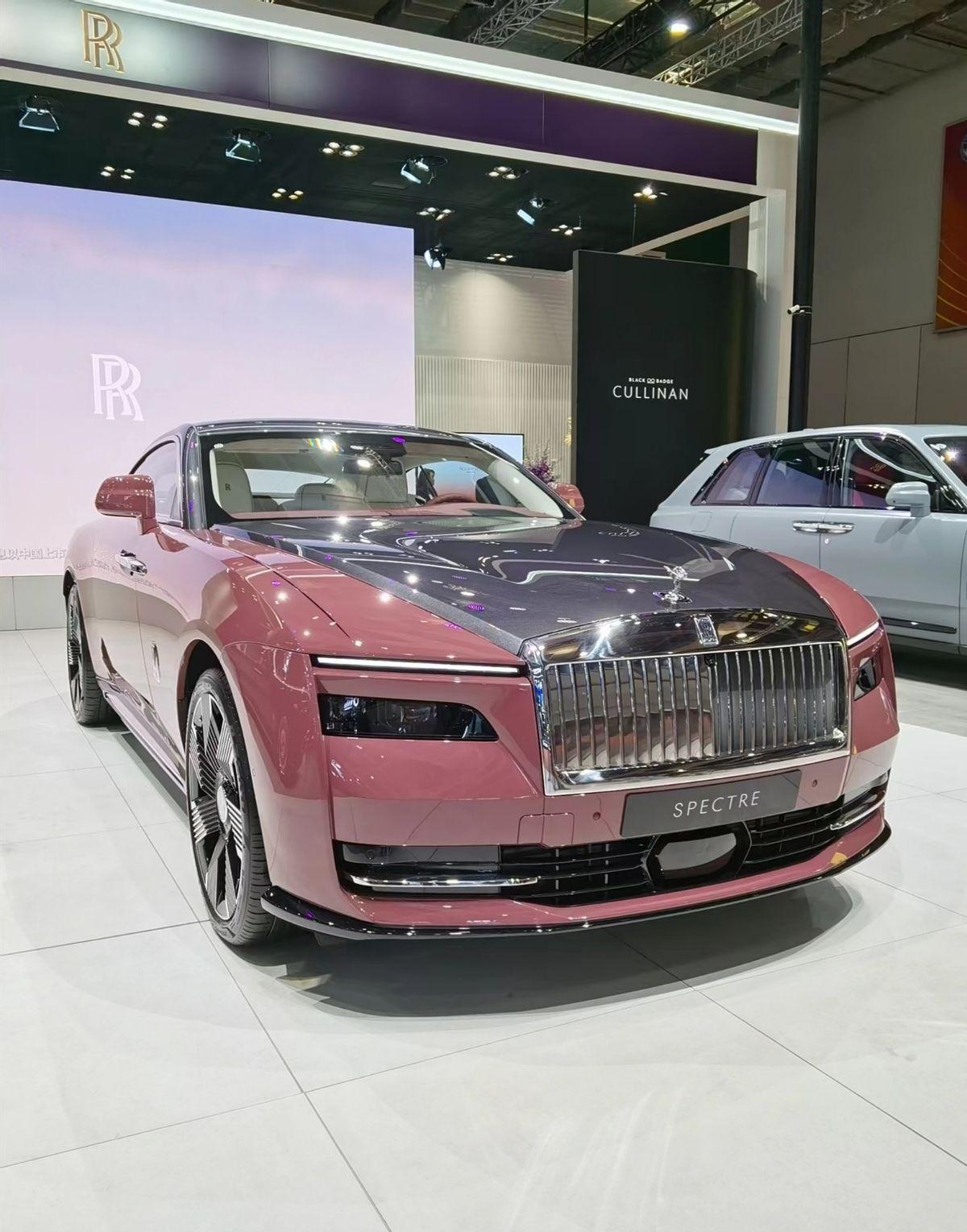 膨胀了！今天带大家看“顶级车”，全新红旗L5_搜狐汽车_搜狐网