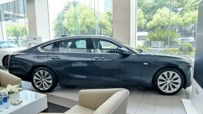 差不多的价格，选TA还是宝马3系？凯迪拉克CT6到店实拍_搜狐汽车_搜狐网