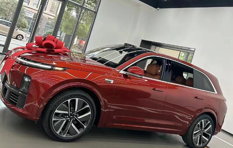 2023款理想L7到店，外观新潮，续航理想，31.98万起好看还不贵_搜狐汽车_搜狐网