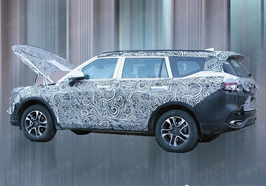 东南旗舰SUV DX9谍照曝光，车身高大，轮廓很方正_搜狐汽车_搜狐网