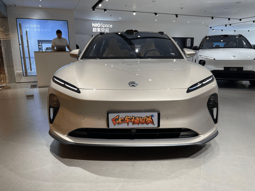 价格和奥迪A4 Avant差不多，怎么选？蔚来ET5旅行版到店实拍_搜狐汽车_搜狐网