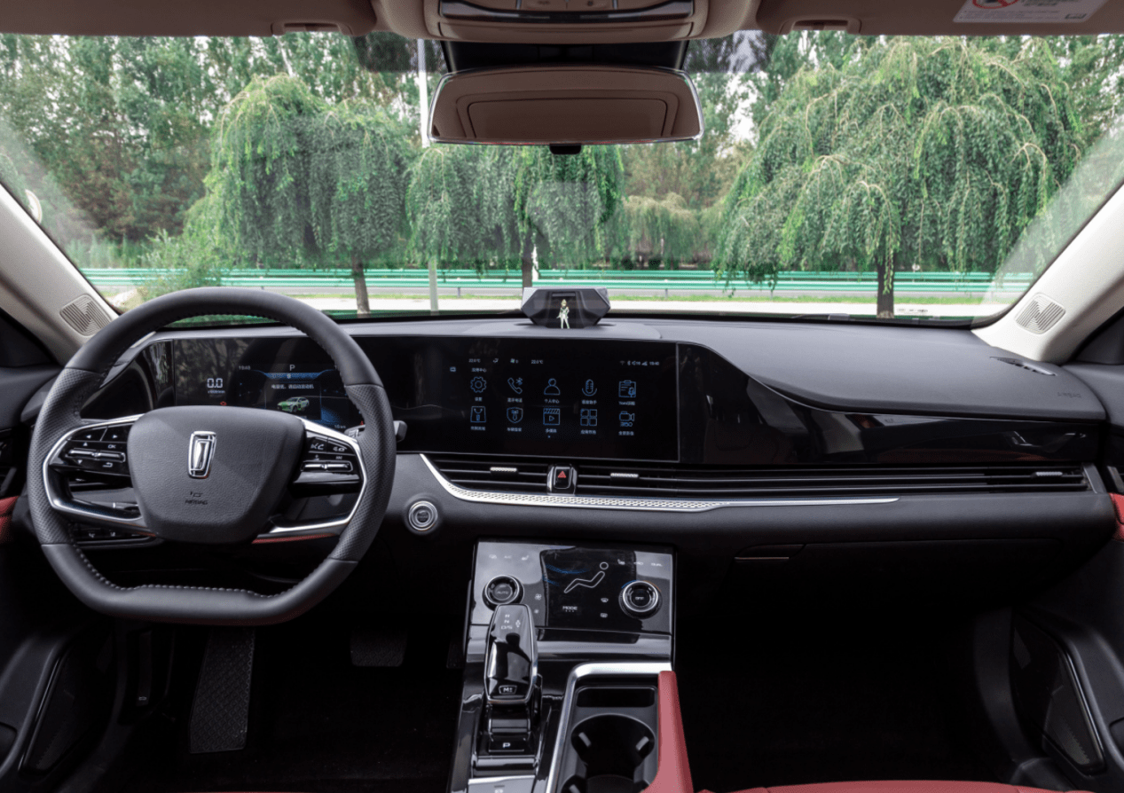 精致or硬派 吉利星瑞VS奔腾B70 2.0T不同的打开方式_搜狐汽车_搜狐网